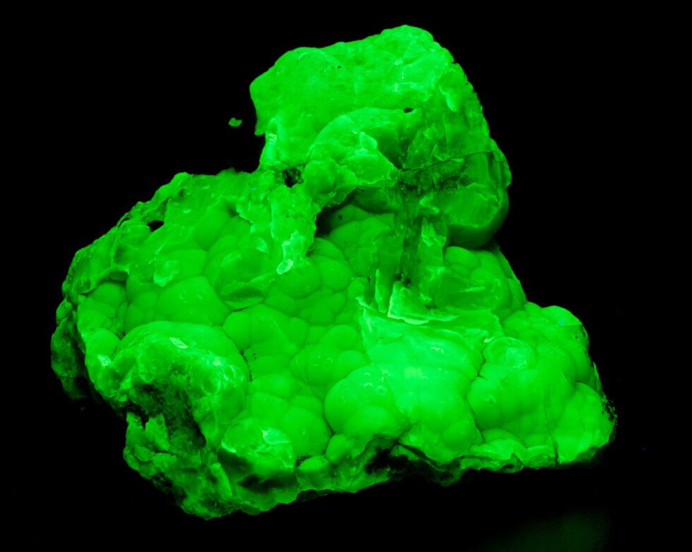 Common Fluorescent Minerals - The Fluorescent Mineral Society